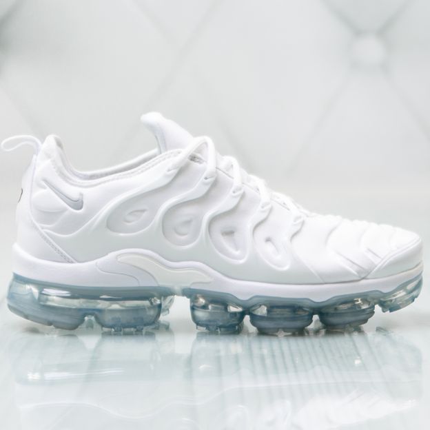 nike vapormax plus
